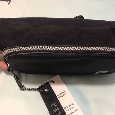 Crumpler Clam Chowder Hip Bag Men S Fashion Bags Sling Bags On Carousell