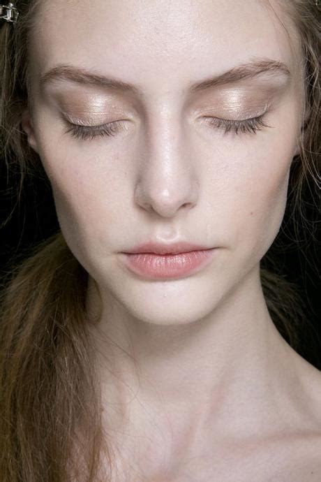 Do It Yourself Smokey Eye Makeup For Daytime Tutorial Paperblog