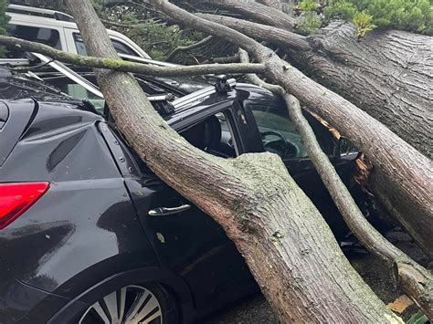 Storm Ciarán Batters Uk With Roofs Torn Off Homes And Cars Crushed By