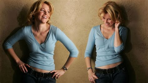 X Resolution Elizabeth Banks New Images P Laptop Full Hd Wallpaper Wallpapers Den