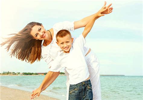 متن مادر پسری؛ جملات احساسی مادر به فرزند پسر ستاره