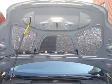 Шумоизоляция капота =) — Ford Focus Hatchback III, 1,6 л, 2012 года ...