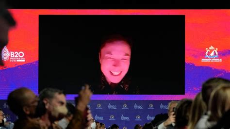 Elon Musk Is Firing Twitter Employees Criticizing Him In Slack