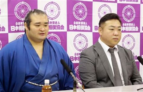 千代の国「寂しい気持ち」と涙 引退会見、佐ノ山親方に 高知新聞