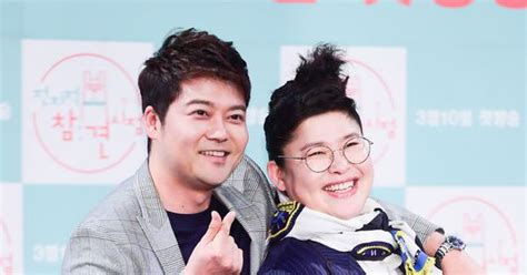 [사진]전현무 커플샷 이영자와 하트는 한혜진에게