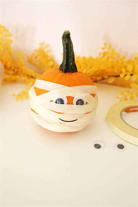 Easy Pumpkin Decorating Ideas