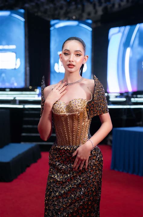 Sofira Deab ឌៀប សុហ្វៀរ៉ា Sofira Deab ឌៀប សុហ្វៀរ៉ា