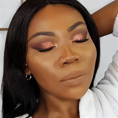 The Plan Is To Stay Snapping All Year 😄 So This Is A Cute Look Using The Fenty Mini Snap