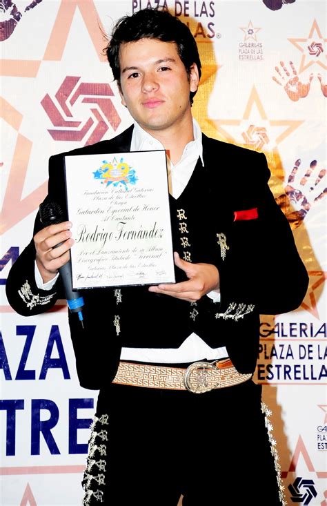 ¿rodrigo Fernández Él Sería El Hijo De Vicente Fernández Y Patricia