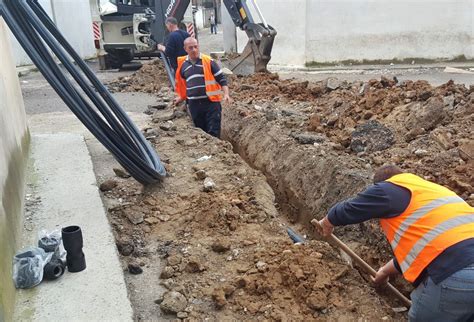 Uji I Ndotur Për Tre Ditë Banorët E Shkozës Ja Nga Se Dyshohet News24