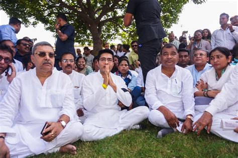 Abhishek Banerjee Leads Tmc Protest At Rajghat Pressing Centre To