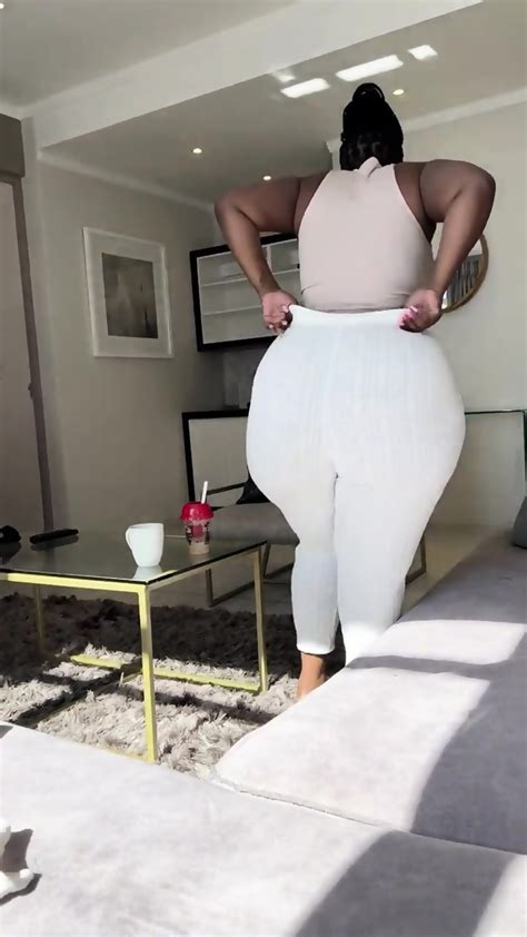 Bigbootyliso Open Butt