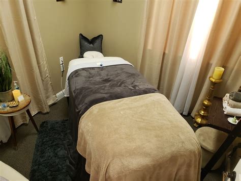 Sls Massage 14 Photos Massage Therapy 7060 N Recreation Ave
