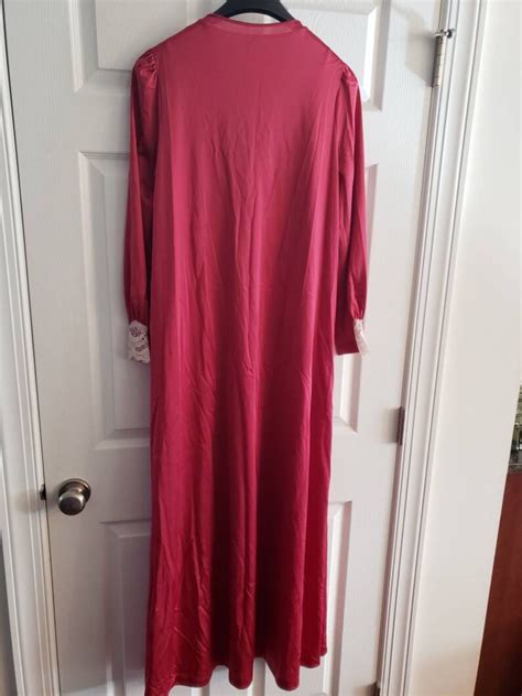 Vintage Vanity Fair Peignoir Night Gown And Robe Set Size 32 Etsy