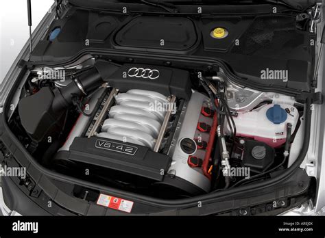 2006 Audi A8 4 2 Quattro In Silver Engine Stock Photo Alamy