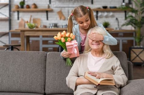 Стихи про бабушку 50 лучших поздравлений с праздниками — Бэби ру