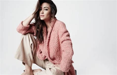 Download Wallpaper Girl Actress Brunette Shay Mitchell Section