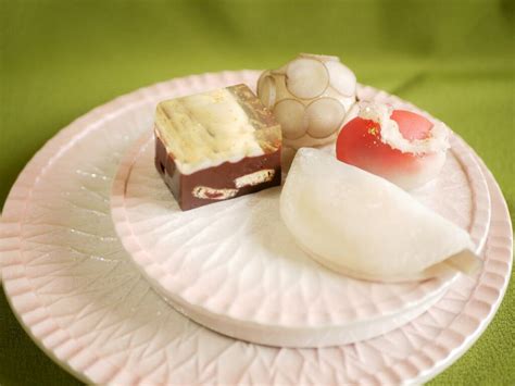 【和菓子まめいち】伝統×現代の融合！創造豊かな発想力で魅せる和菓子の世界♡〜令和6年睦月 ひと月の和菓子〜 せんだいマチプラ