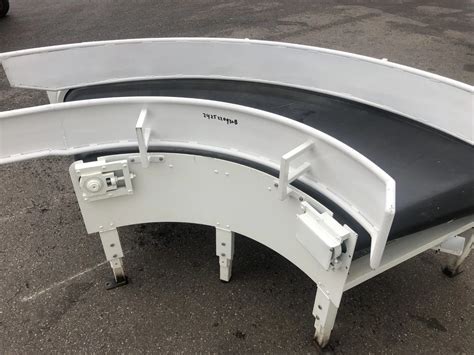 Curved Conveyor 90° • Duijndam Machines