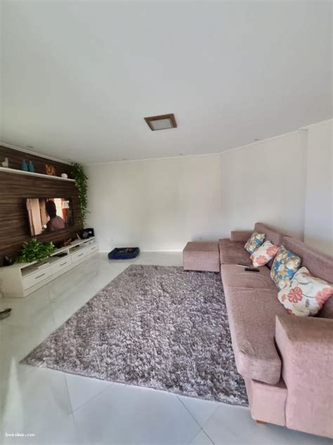 CASA 4 SUITES SALAS PISCINA E GOURMET VILAS