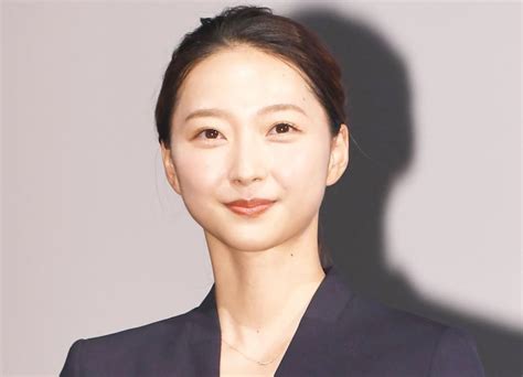 鈴木誠也の妻、畠山愛理の新ヘアに反響「イメチェン素敵」「前髪ある愛理さん可愛い」カープファンから感謝の声も芸能デイリースポーツ Online