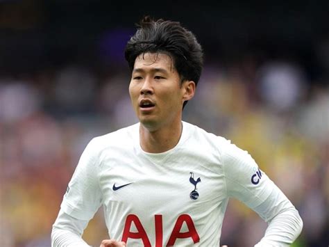 Premier League Top Scorer Son Heung Min Shares Golden Boot With Mo