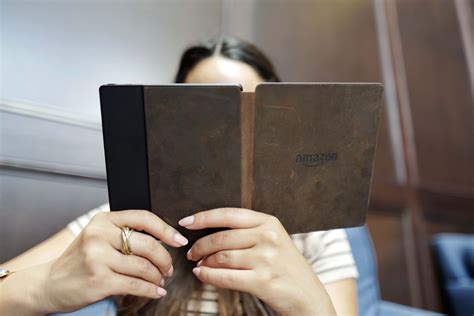 The Amazon Kindle Oasis Review Tools And Toys