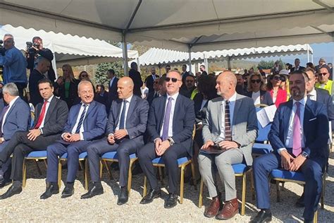 Ковачевски Изградбата на железничкиот Коридор 8 ќе значи инфраструктурно поврзување на Балканот