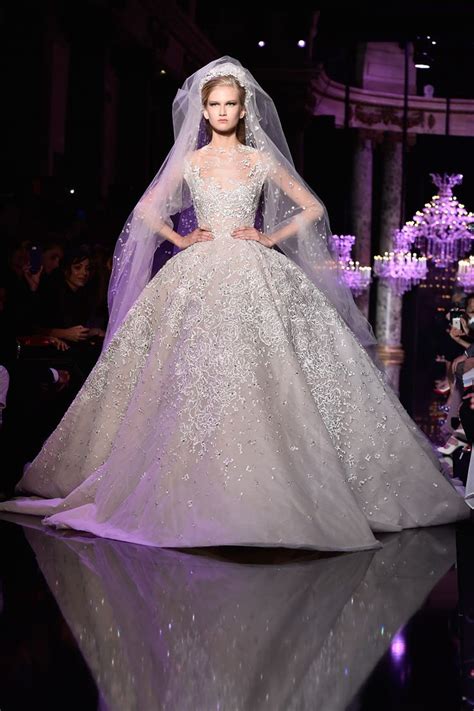 35 Gorgeous Wedding Dresses From The Couture Shows Wedding Dresses