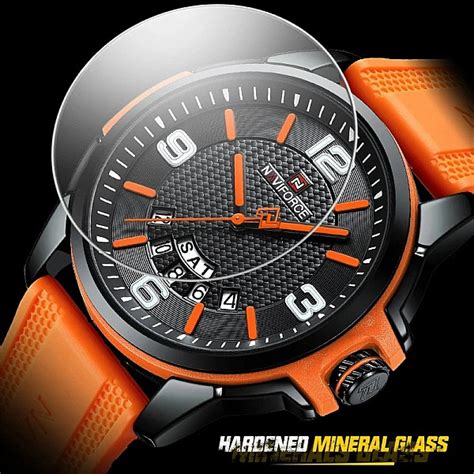 NAVIFORCE Men Wristwatch Waterproof Quartz Day And Date Display