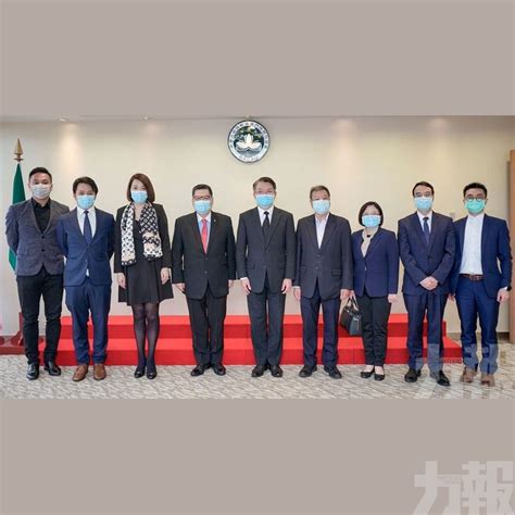 創研會拜訪經濟財政司 提36項施政建議 李偉農：著力發展多元產業 澳門力報官網