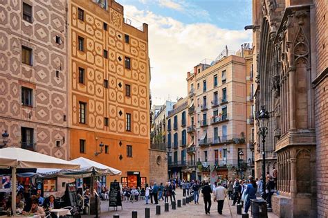 Gothic Quarter In Barcelona Explore A Maze Of Medieval Streets And
