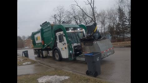 WM 266730 Heil Mack LR Curotto Can Garbage Truck Ex Advanced Disposal