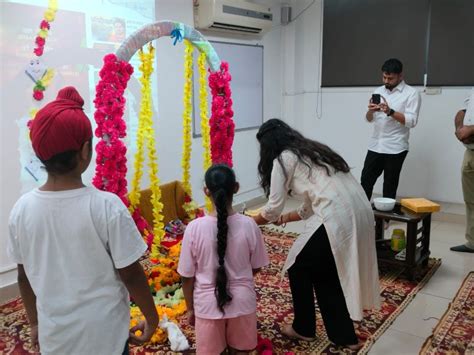 Simrandeep Kaur On Linkedin कृष्ण जिनका नाम गोकुल जिनका धाम ऐसे श्री कृष्ण भगवान को हम सब का…