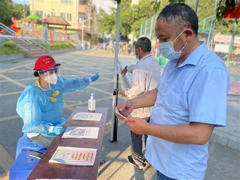 齐心抗疫 “疫”往无前 广州农商银行“金穗向阳”志愿者紧急驰援南沙疫情防控一线澎湃号·政务澎湃新闻 The Paper
