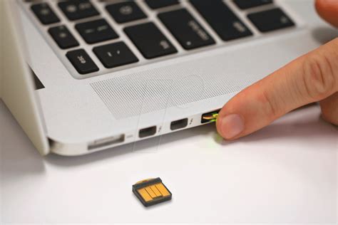 Yubikey 5 Nano Sicherheitsschlüssel Usb A Nano Bei Reichelt Elektronik
