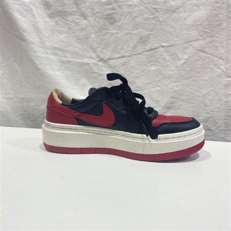Nike Womens Size 7 Black Red White