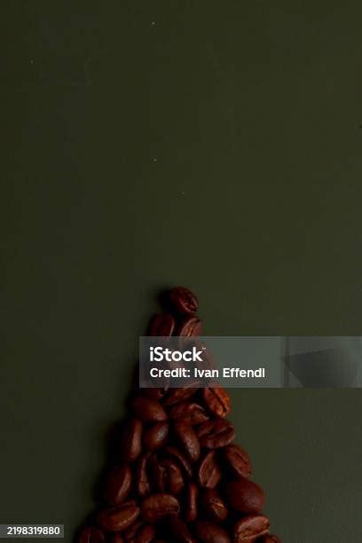 아라비아 커피 로부스타 카페인 음료수 콩 카페 아로마 라떼 브루 바리스타 우유 배경 사진 0명에 대한 스톡 사진 및 기타 이미지 Istock