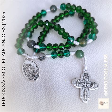 Terço Em Cristal De São Miguel Arcanjo E Anjo Da Guarda Verde