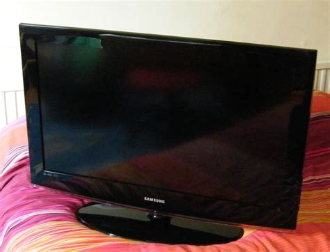 Samsung 32 inch HD Ready LCD TV | in Clifton, Bristol | Gumtree