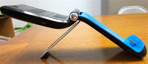 Mili Pico Projector Turn Iphone Into A Video Projector [review]
