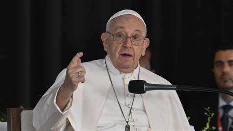 Ватиканът Състоянието на папа Франциск е стабилно Nova