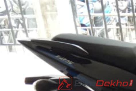 Bajaj Pulsar Split Seat Variant Image Gallery BikeDekho