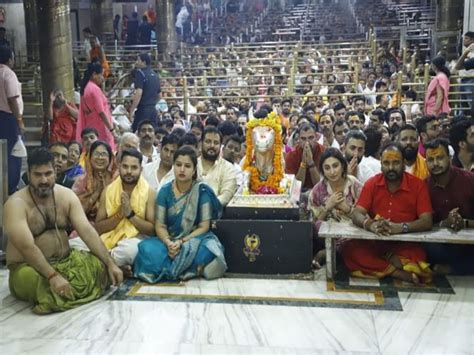 First Sawan Somwar Devotees Throng Ujjain Mahakaleshwar Temple India