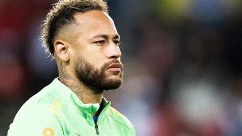 Neymar se fait allumer et reçoit un gros soutien Le10sport
