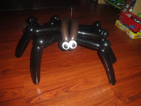 Balloon Twisting With Lien Octopus And The Giant Spider