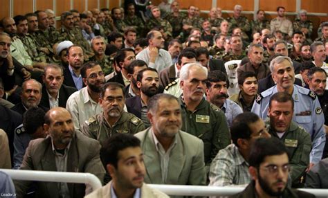 دیدار جمعی از رزمندگان، ایثارگران و فرماندهان دوران دفاع مقدس Leader Ir