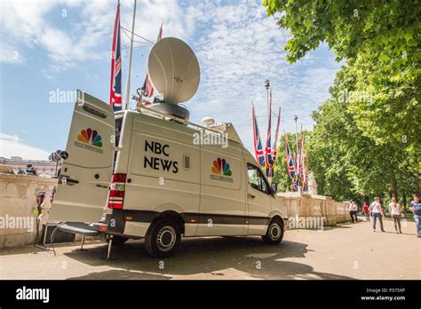 An Nbc News Van Outside Buckingham Palace Submitting A News Broadcast
