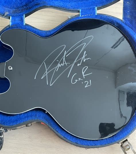 Lot Detail Dave Grohl Foo Fighters Stage Played PSE Custom 335 Model