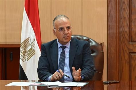 وزير الري جهود كبيرة بمجال حصر أملاك وأصول وأراضي الوزارة وإزالة